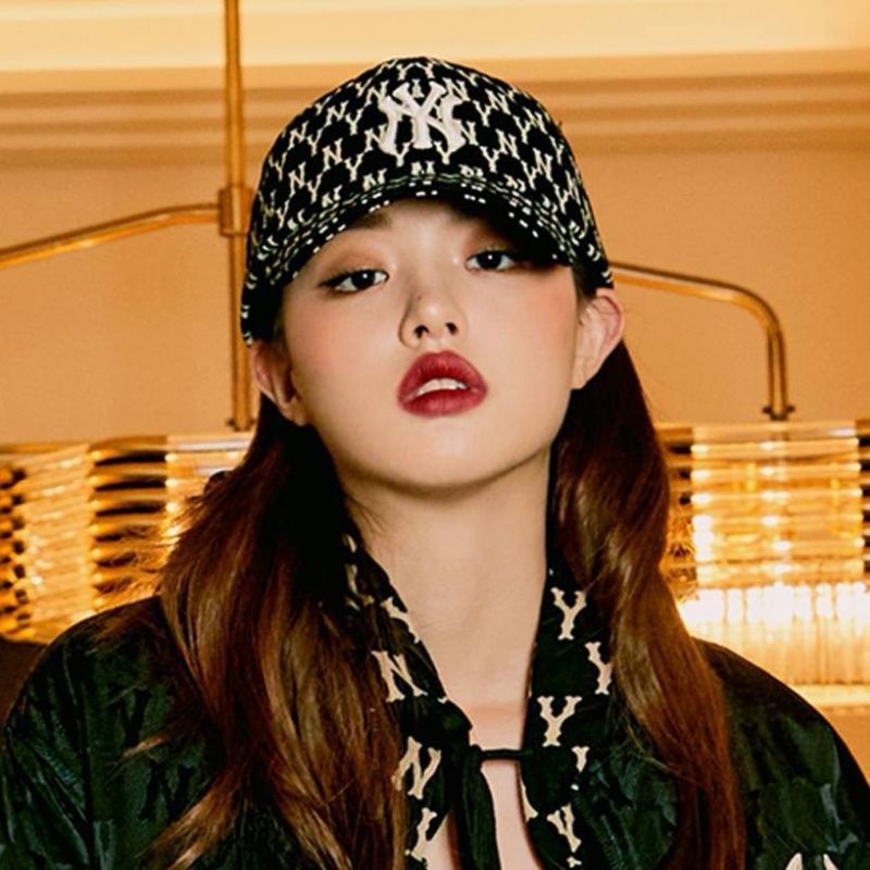 แท้ MLB monogram classic jacquard cap NYB หมวกแก๊ป สีดำ สีครีม สีเบจ ...