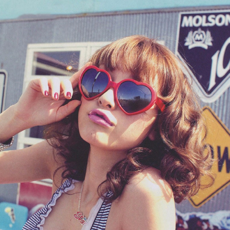 Magic789 Ins แว่นตากันแดด รูปหัวใจน่ารัก อินเทรนด์ ตลก พร็อพถ่ายภาพ ชายหาด แว่นตากันแดด พีช ...