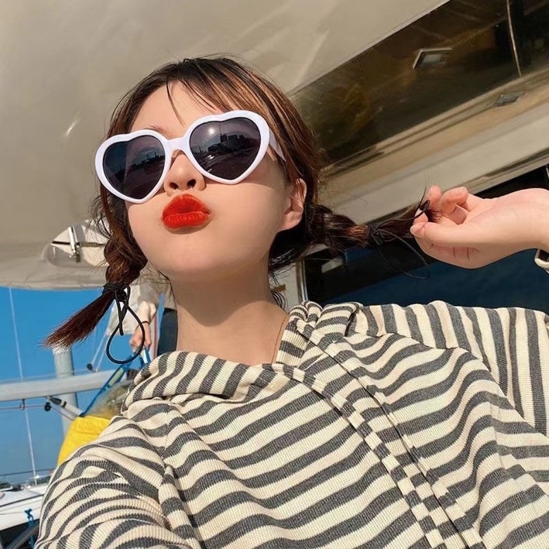 Magic789 Ins แว่นตากันแดด รูปหัวใจน่ารัก อินเทรนด์ ตลก พร็อพถ่ายภาพ ชายหาด แว่นตากันแดด พีช ...