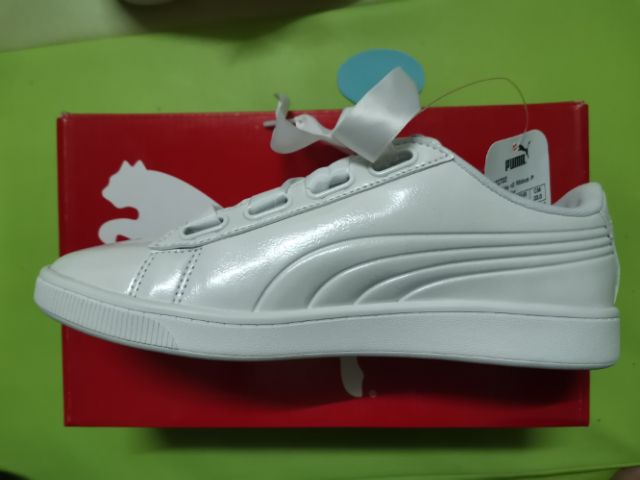 รองเท้าผ้าใบ Puma (พูม่า) Vikky สีขาว - pui.cute - ThaiPick