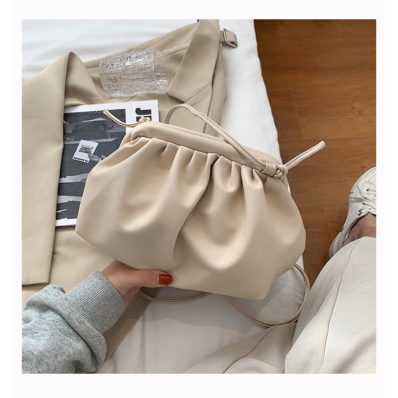 Spot shipping Women s Foreign trade bags new fashion western style fold ...