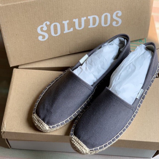 Soludos ของแท้ ลดพิเศษ มีสีดำ ทีเทา สีน้ำเงิน สีฟ้าขาว และสีขาวดำ - kv066jy5zu - ThaiPick