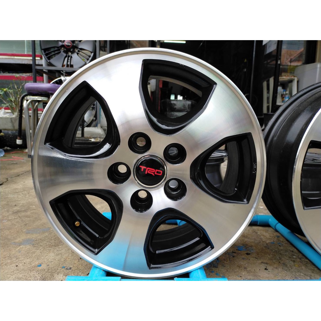 แม็กโตโยต้า ขอบ16 ใส่รีโว้ วีโก้ คัมเมอรี่ และรุ่นอื่นที่เป็น 5รู114 ...