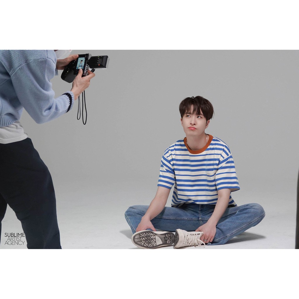 เสื้อยองแจใส่ Levi ลายทาง - penguinzzz - ThaiPick