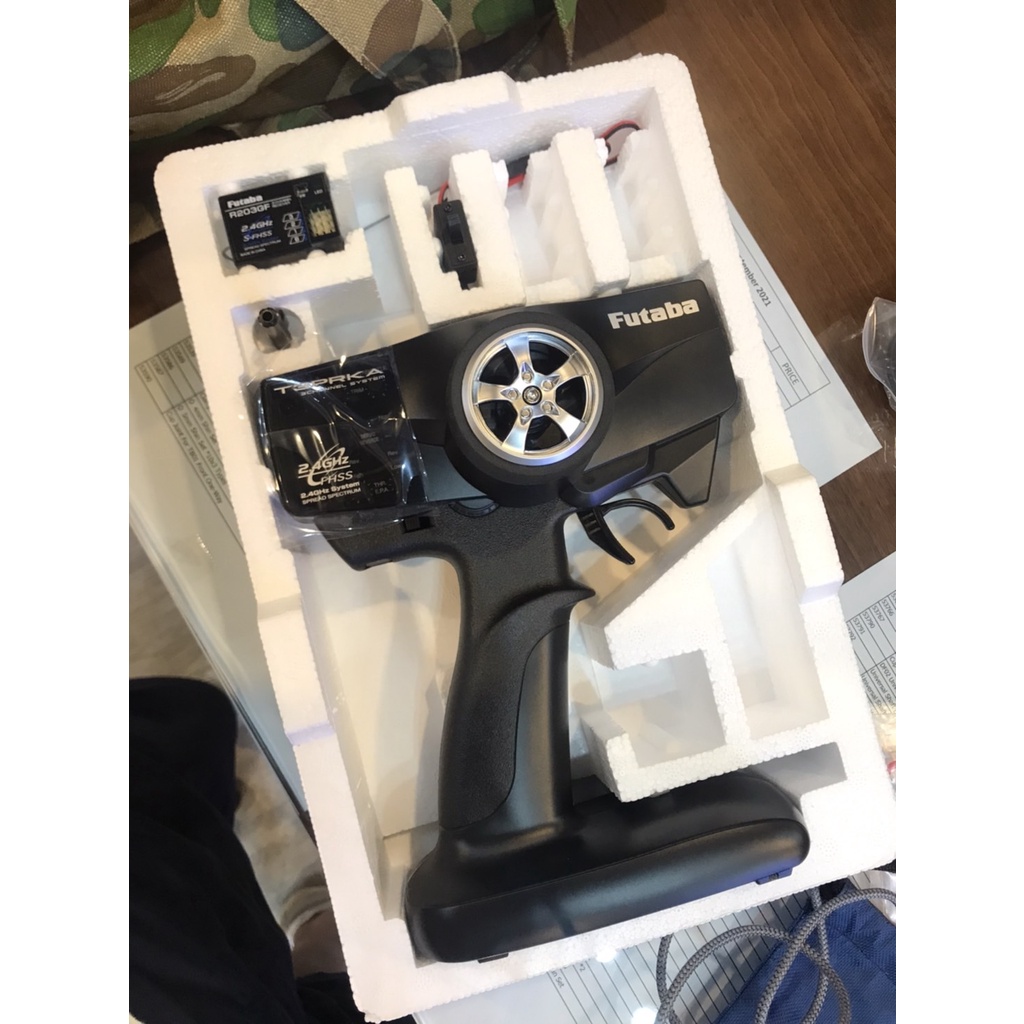 FUTABA 3PRKA With 1x R203GF receiver 3-Channel Digital 2.4GHz FHSS ...