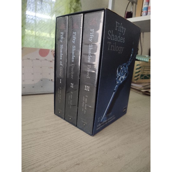 Box set Fifty Shades Trilogy ฟิฟตี้เชดส์ (เล่ม1-3จบ) - secondhand.season - ThaiPick