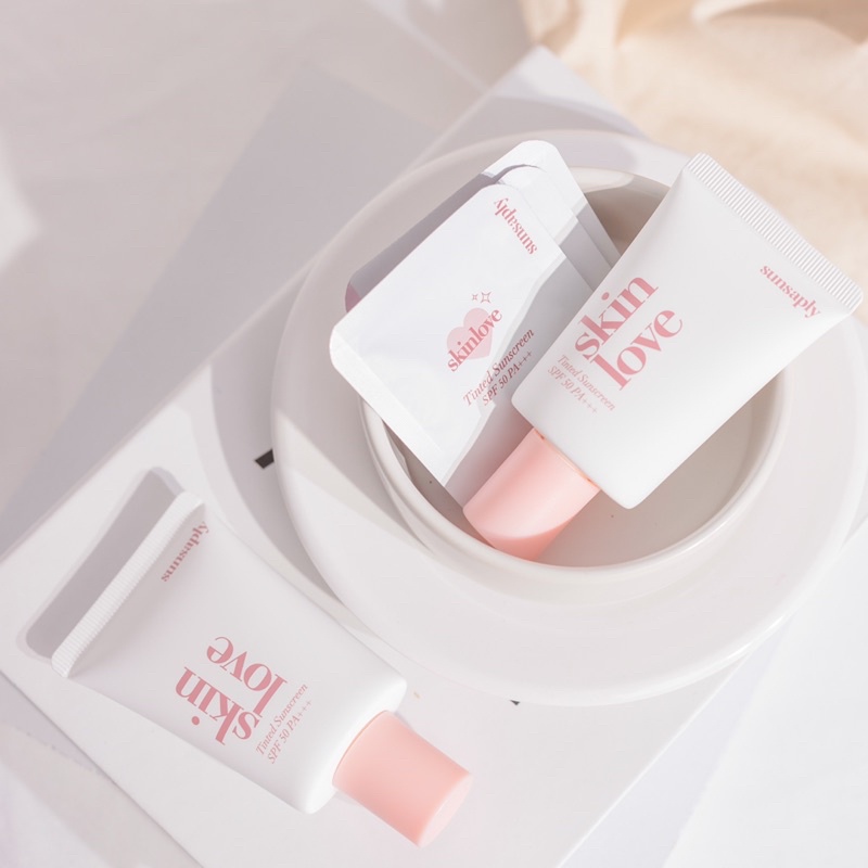 Skinlove tinted sunscreen SPF50 PA มีของแถม - pch_peach - ThaiPick
