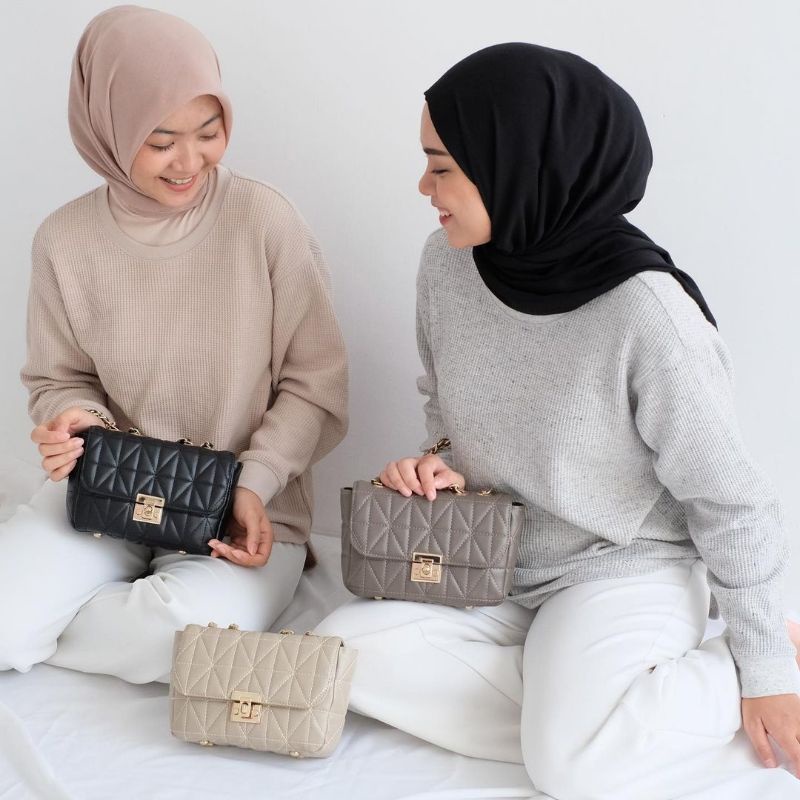 Flicka กระเป๋าสะพาย Code J 155 - mudah10.th - ThaiPick