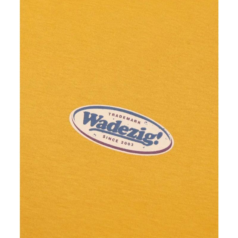 เสื้อยืด Wadezig สติ๊กเกอร์สีเหลือง - rie_collections.th - ThaiPick