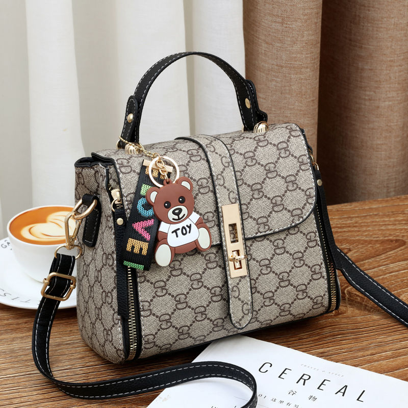 กระเป๋าผู้หญิง2020ใหม่น้ำป่ากระเป๋าบุคลิกภาพแฟชั่นพิมพ์insกระเป๋าสะพาย ...