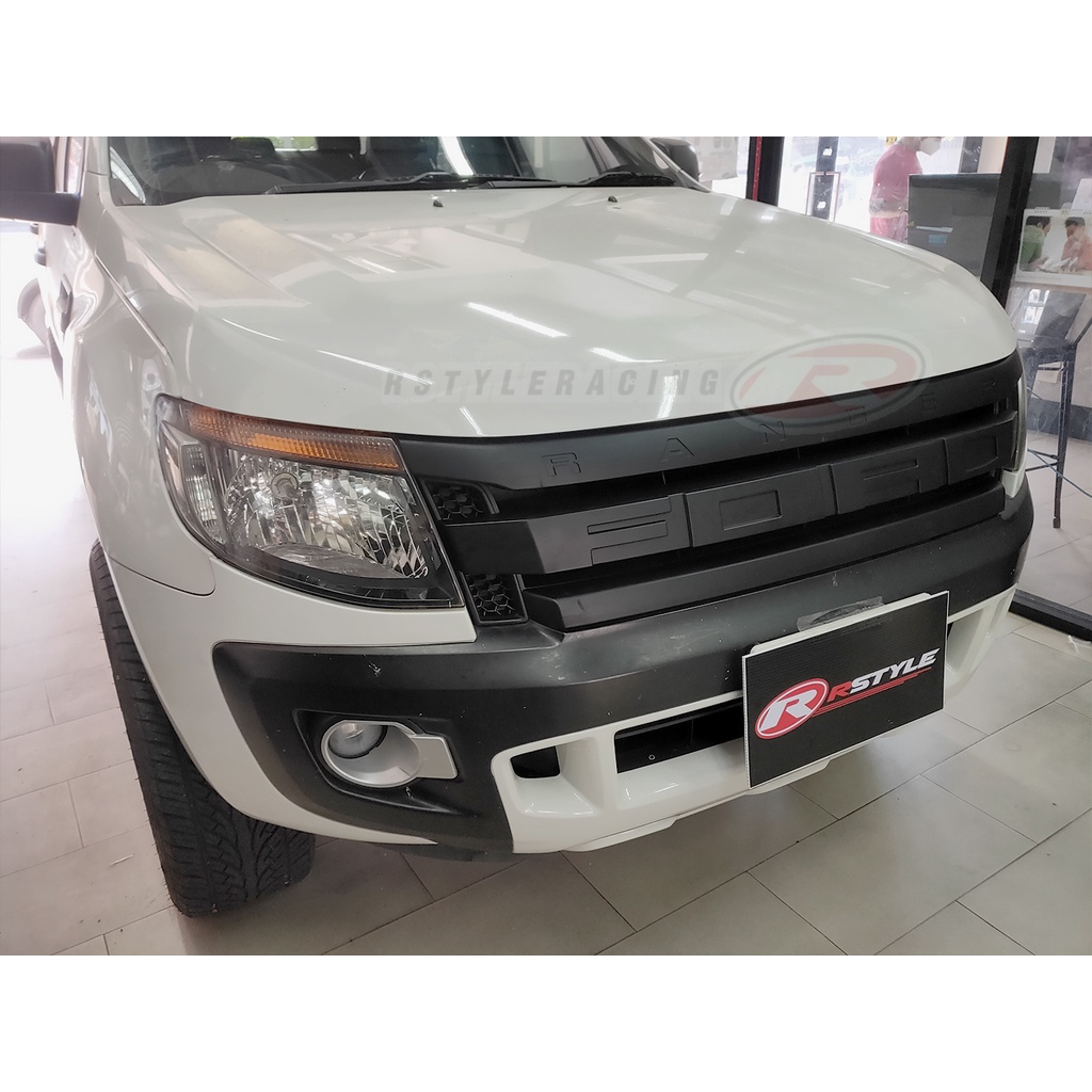หน้ากระจังสำหรับ FORD RANGER ปี 2012-2014 สไตล์ RAPTOR สีดำด้าน ...