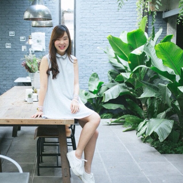 Lookbook candle light blue | Shopee Thailand