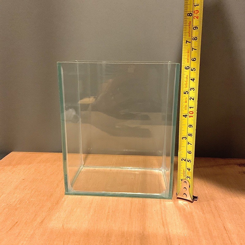 โหลปลากัดขนาด 3x5x6 นิ้ว กระจกหนา 3 มิลลิเมตร - varakorn_brain - ThaiPick