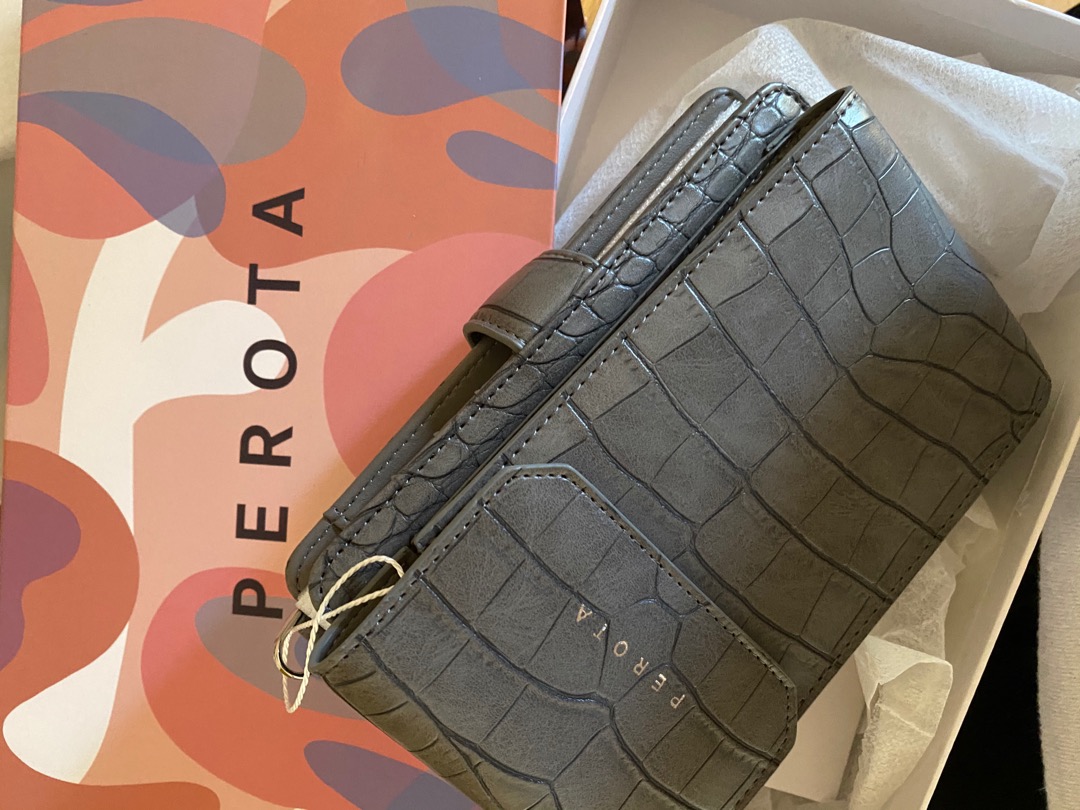 Perota Street Bag มาพร้อมกล่อง | Shopee Thailand