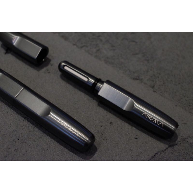 ARMA HERBAL อาร์ม่า สี titanium - armaherbal_inhaler - ThaiPick