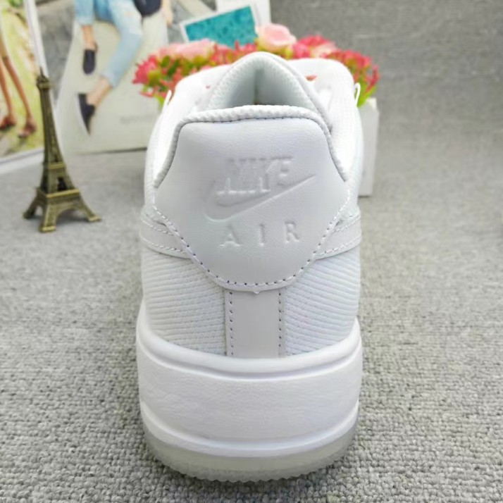 รองเท้ากีฬาผู้ชาย Nike Pure White Air Force One ของแท้ทั้งชายและหญิง ...