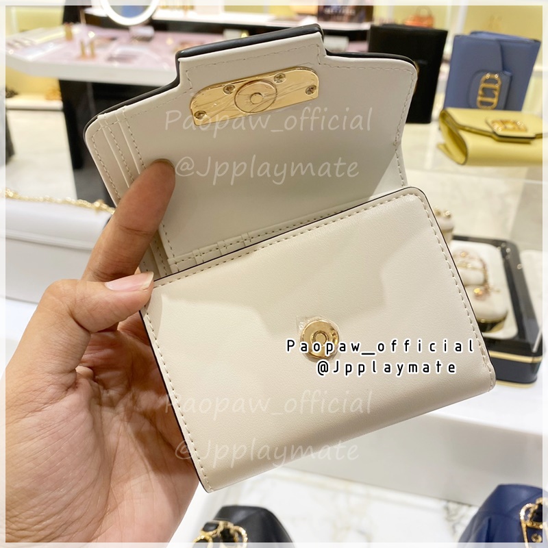 LYN กระเป๋าสตางค์ LYN รุ่น Prive Classy Short Wallet LL22FWS037 แท้จากช ...