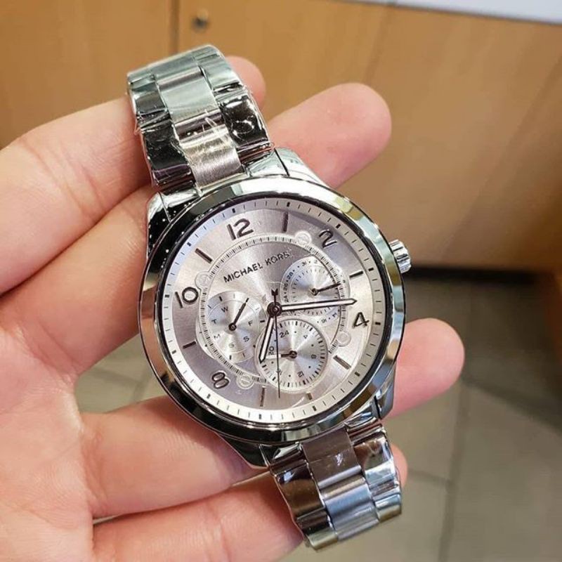 สด-ผ่อน) นาฬิกา สายสแตนเลสสีเงิน หน้าปัด สีเงิน MK6587 Michael Kors ...