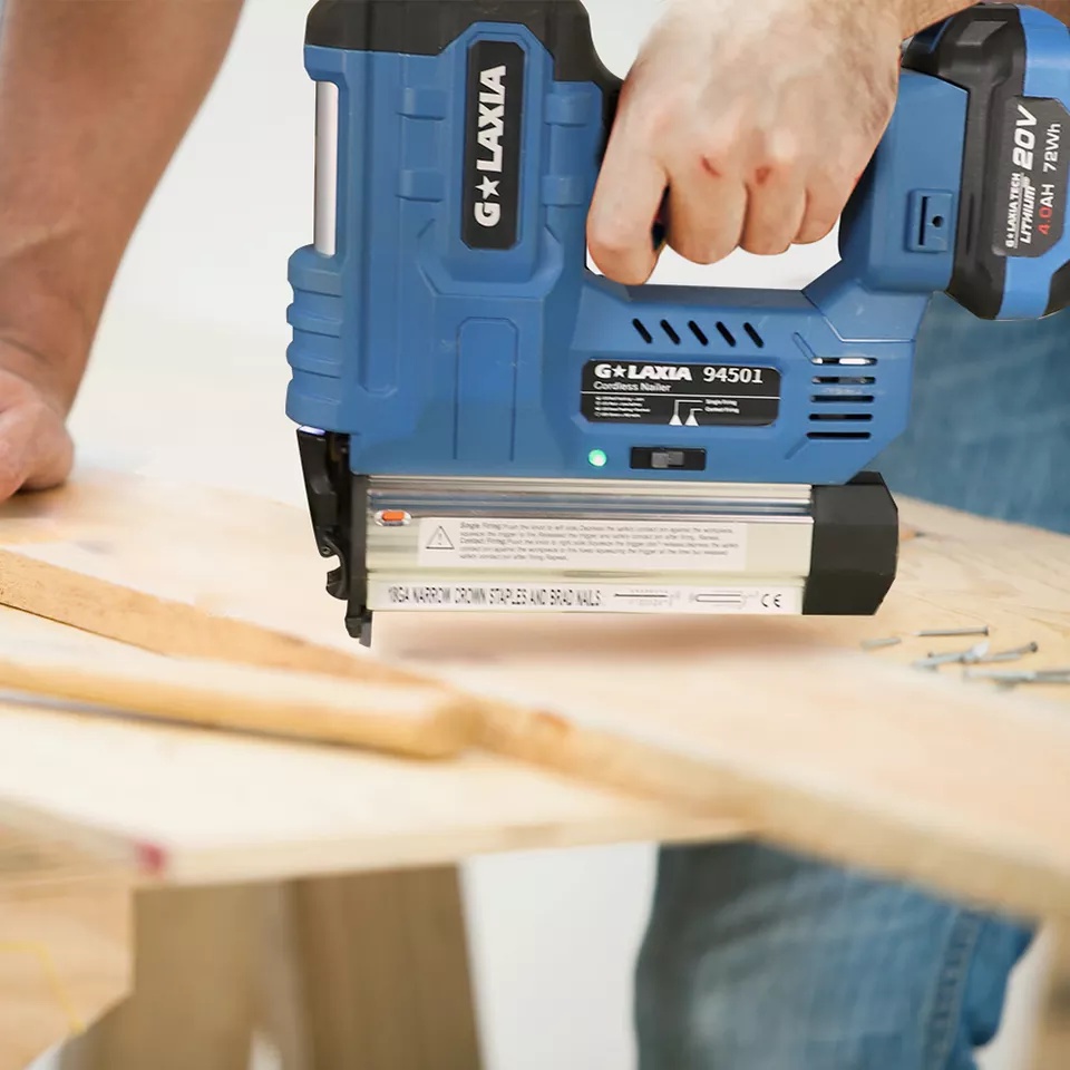 เครื่องยิงตะปูไร้สาย Galaxia Cordless Nail Gun and Staple Pneumatic ...