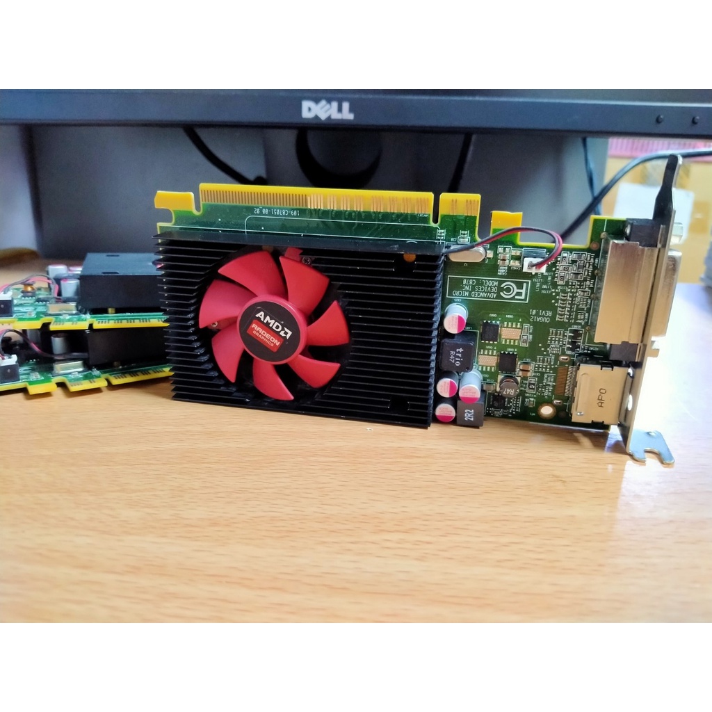 AMD Radeon R5 340 2 GB พอร์ทการเชื่อต่อ ( DVI DP) Memory Size 2 GB ...