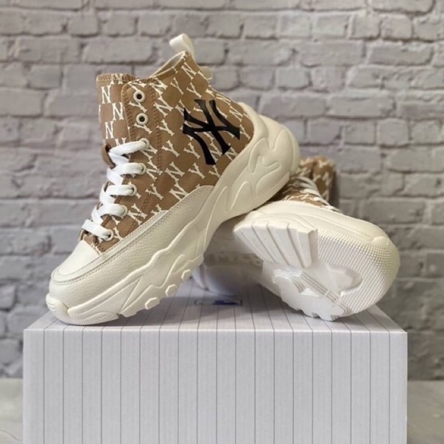 MLB Chunky High Mono Jaquard NY Yankees - meenney_shoe - ThaiPick