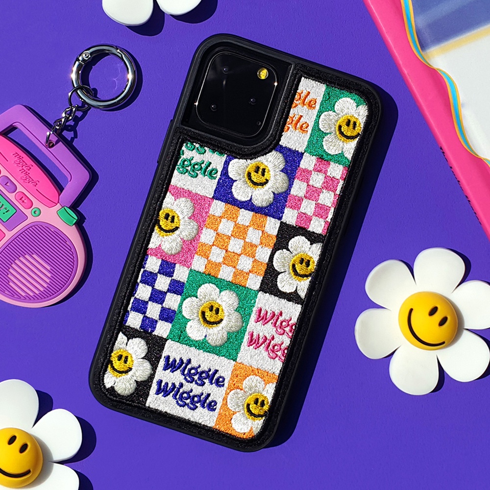 Wiggle Wiggle Case iPhone - Checkerboard (111213 ...
