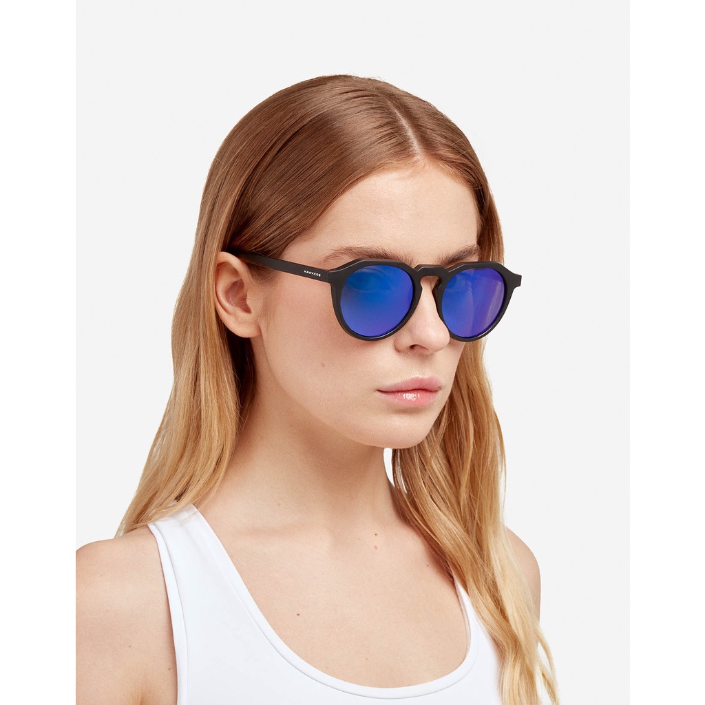 Hawkers Polarized Black Sky Warwick Raw แว่นตากันแดด สําหรับผู้ชาย และ ...