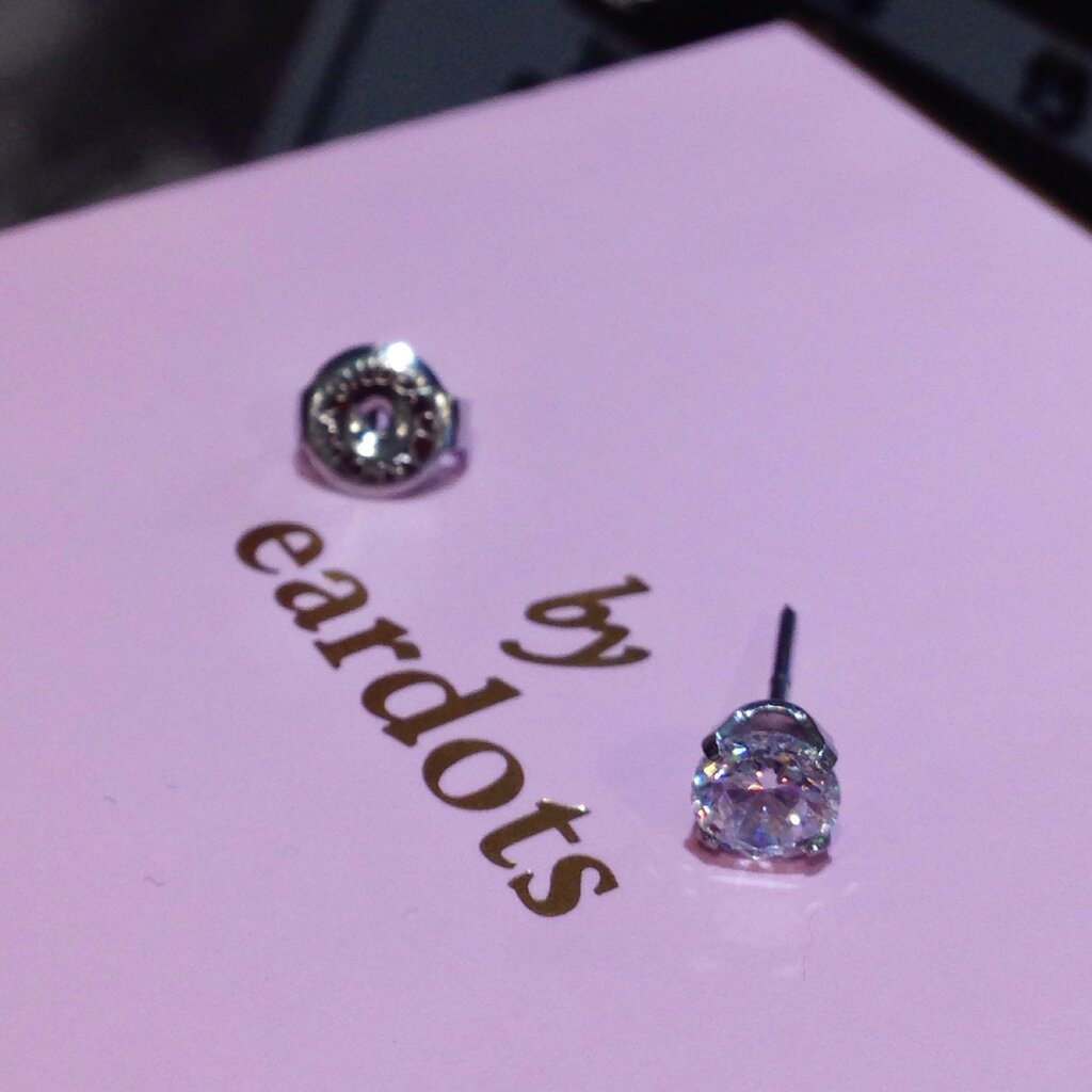 (ก้านยาวพิเศษ สำหรับเจาะ Sterile)CZ 3mm Tiffany ก้านสีเงิน (แถมฟรีแป้น ...