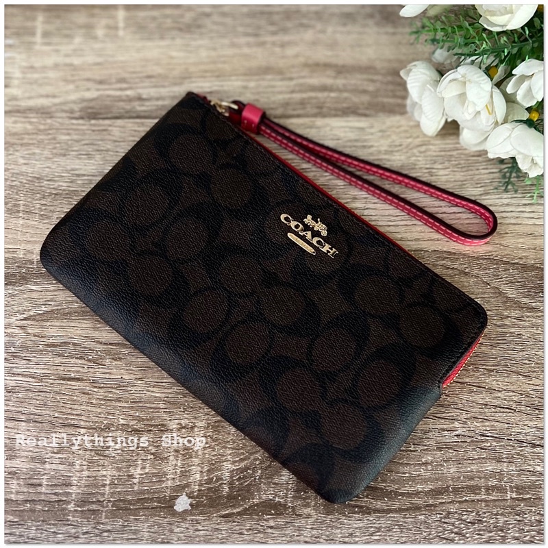 กระเป๋าคล้องมือCoach 1 ซิปไซส์ L Coach Large Corner Zip Wristlet รุ่น ...