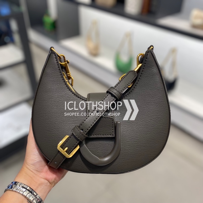 CHARLES KEITH CK2-40781871 size.S กระเป๋าสะพายข้าง - iclothshop - ThaiPick