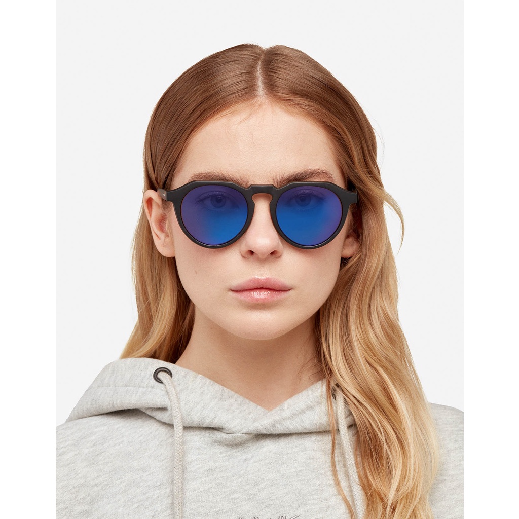 Hawkers Polarized Black Sky Warwick Raw แว่นตากันแดด สําหรับผู้ชาย และ ...