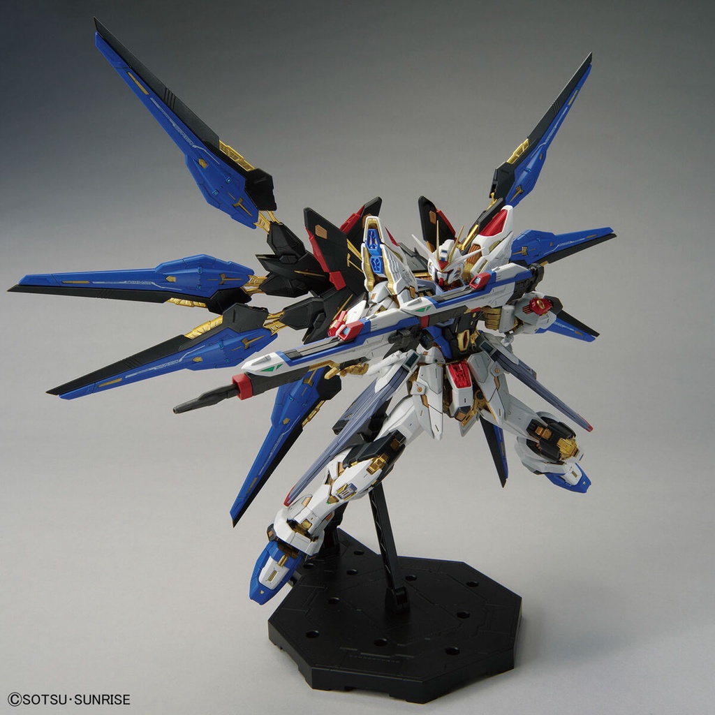 In Stock Bandai MGEX Strike Freedom Gundam 4573102633682 (Plastic Model) - gunplavillage - ThaiPick