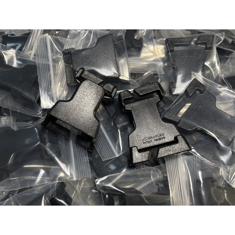 Buckle ยี่ห้อUTX งานUSA ติดเสื้อเวสได้หลายรุ่น | Shopee Thailand