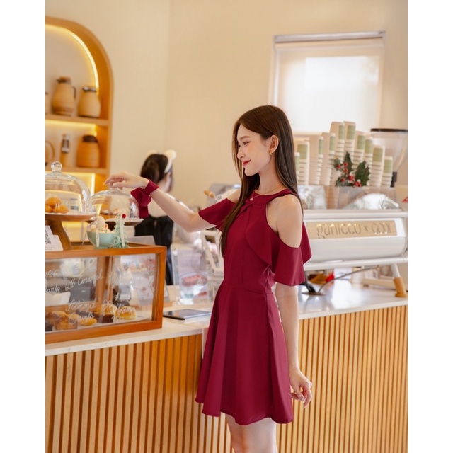 New Red LABELL รุ่น Betty dress เดรสสั้น ชีฟอง โชว์ไหล่ - labelle ...
