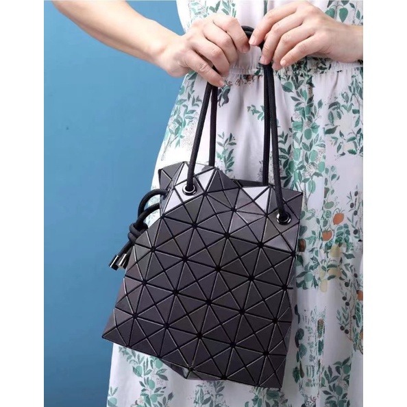 baobao / กระเป๋า Issey Miyake กระเป๋าสะพายข้างทรงถังใบใหญ่รุ่นใหม่รุ่น ...
