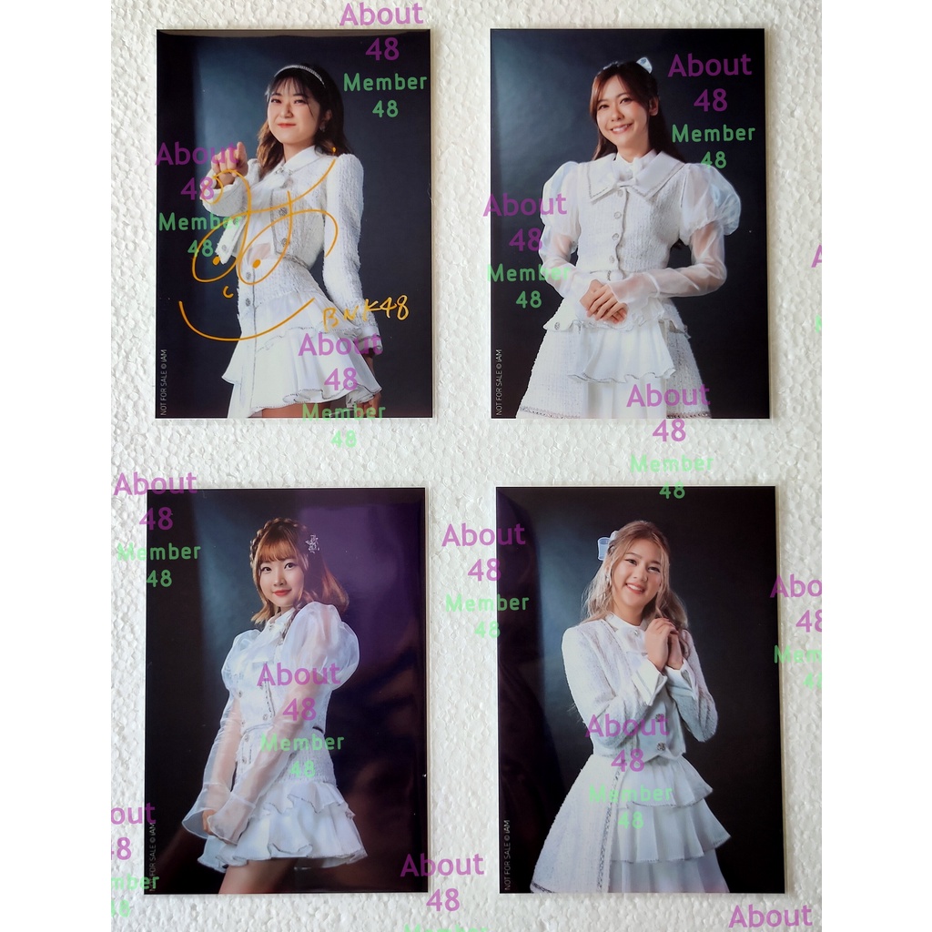 รูปพิเศษ บัตรงาน 1st Generation Concert BNK48 มิโอริ ลายเซ็นพิมพ์ สีทอง ...