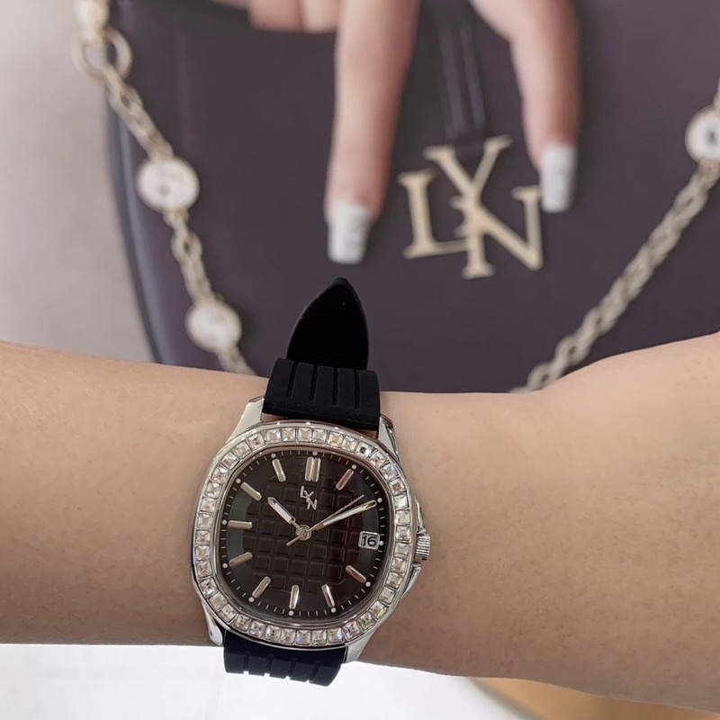 Lyn watch นาฬิกาข้อมือ - lyn_in_thai_1 - ThaiPick