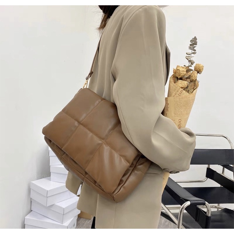 พร้อมส่งส่งเร็วของแท้หนังหนานุ่ม กระเป๋าไอแพด กระเป๋าสะพายข้าง กระเป๋า ...