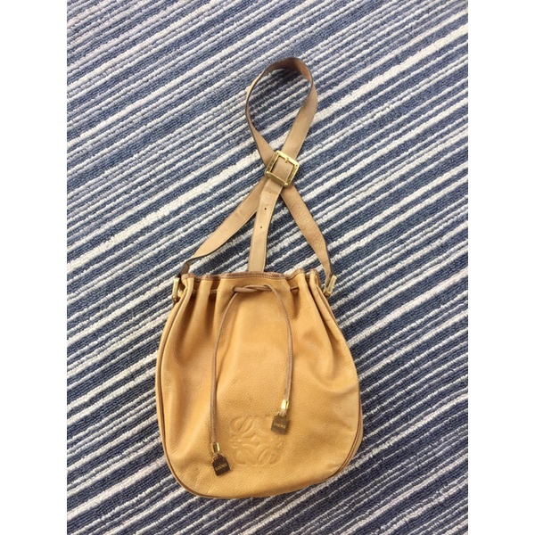Loewe vintage bag 100% | Shopee Thailand