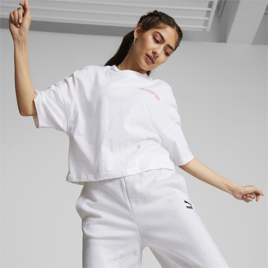 PUMA EVOLUTION - เสื้อยืดผู้หญิง RECollection Relaxed Tee สีขาว - APP ...