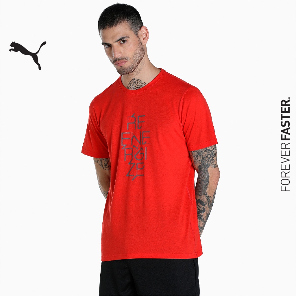 PUMA TRAINING - เสื้อยืดออกกำลังผู้ชายแขนสั้น Performance Slogan สีแดง ...