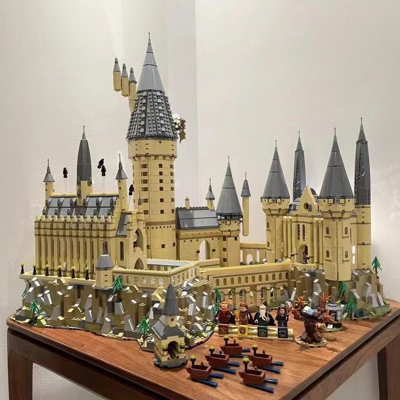 เข้ากันได้กับเลโก้ปราสาทแฮร์รี่พอตเตอร์ฮอกวอตส์ 71043 โมเดลสถาปัตยกรรม ...