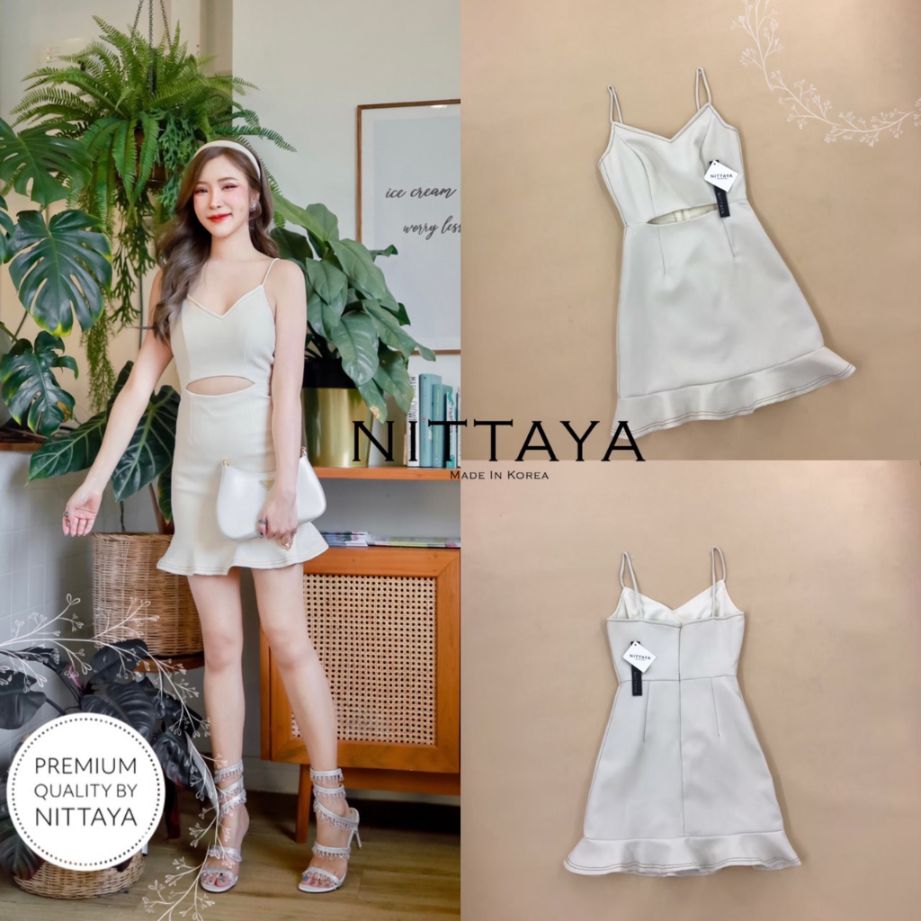 งานป้าย NITTAYA การันตีเสื้อผ้าคุณภาพ เดรสสายเดี่ยวเปิดพุงเเต่งระบายชายกระโปรง มี 2 สีน๊า ครีม ...