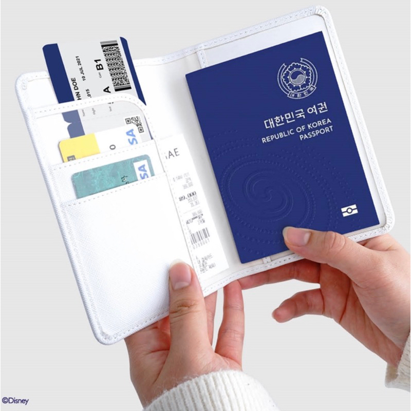 พร้อมส่ง ️ Disney Retrobook RFID Anti-Skimming Passport Case สำหรับใส่ ...