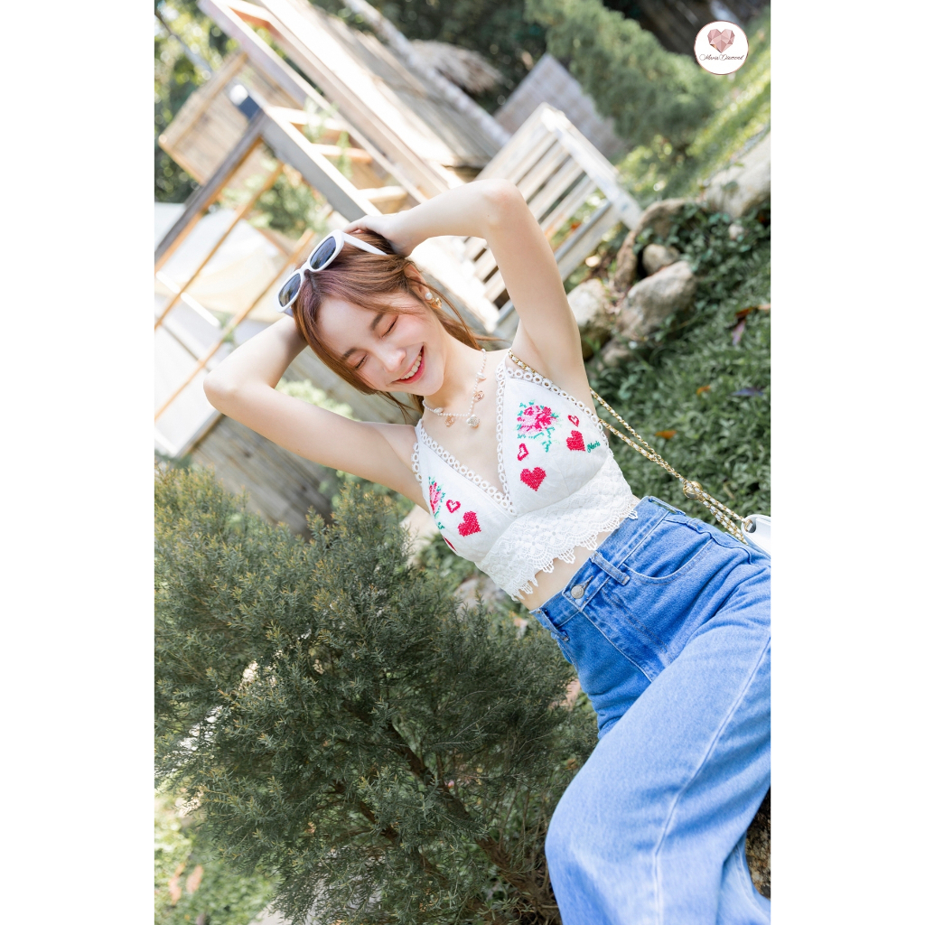 Vintage Rosey crop top เสื้อ crop สุดหวานแซ่บสไตล์วินเทจ งานปักละเอียด ...