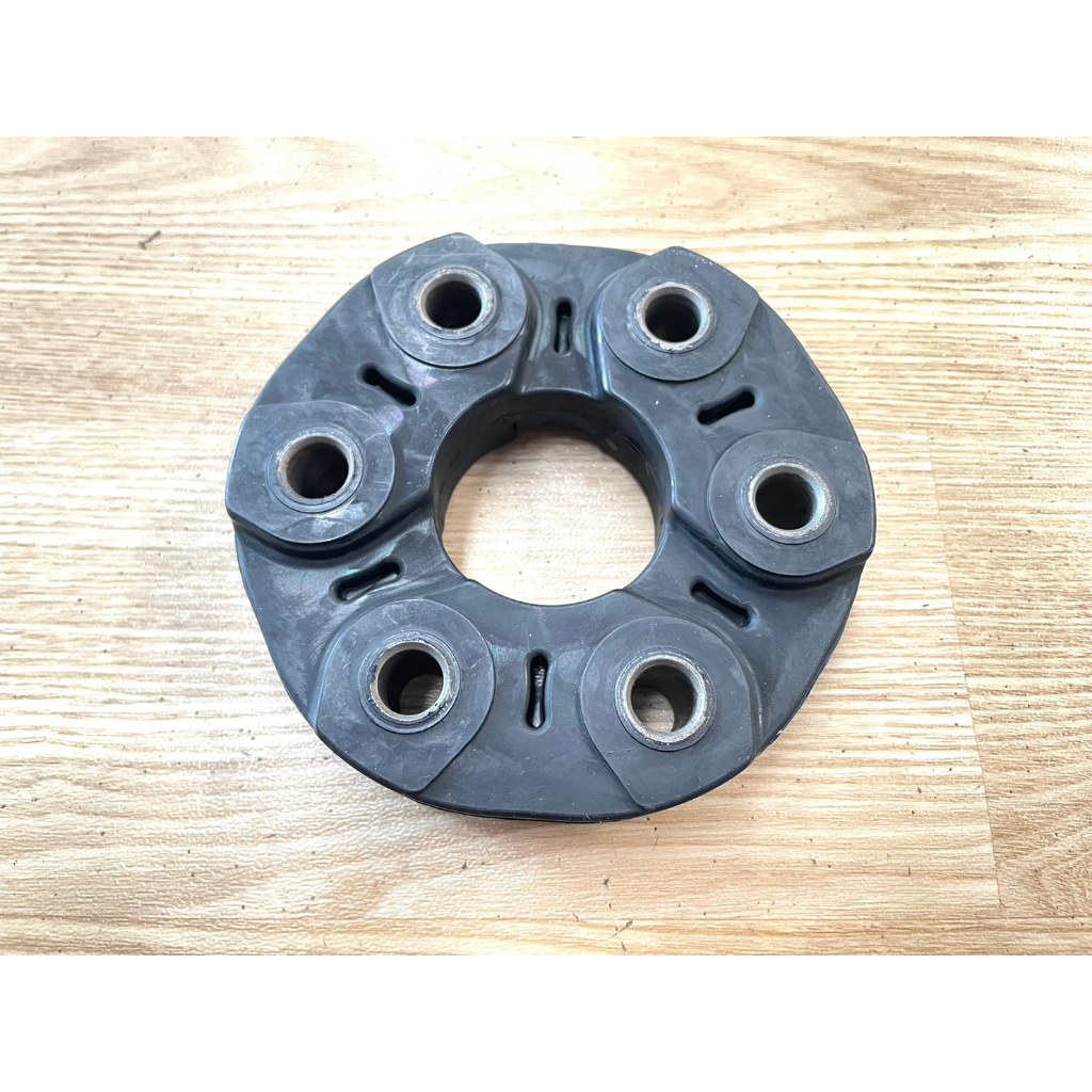 ยางยอยเพลากลาง BMW Series 123457 X1X3X4X5X6 Z4 - tonlovethailand - ThaiPick