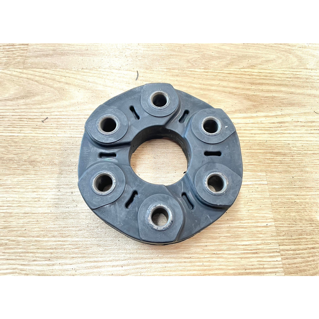 ยางยอยเพลากลาง BMW Series 123457 X1X3X4X5X6 Z4 - tonlovethailand - ThaiPick