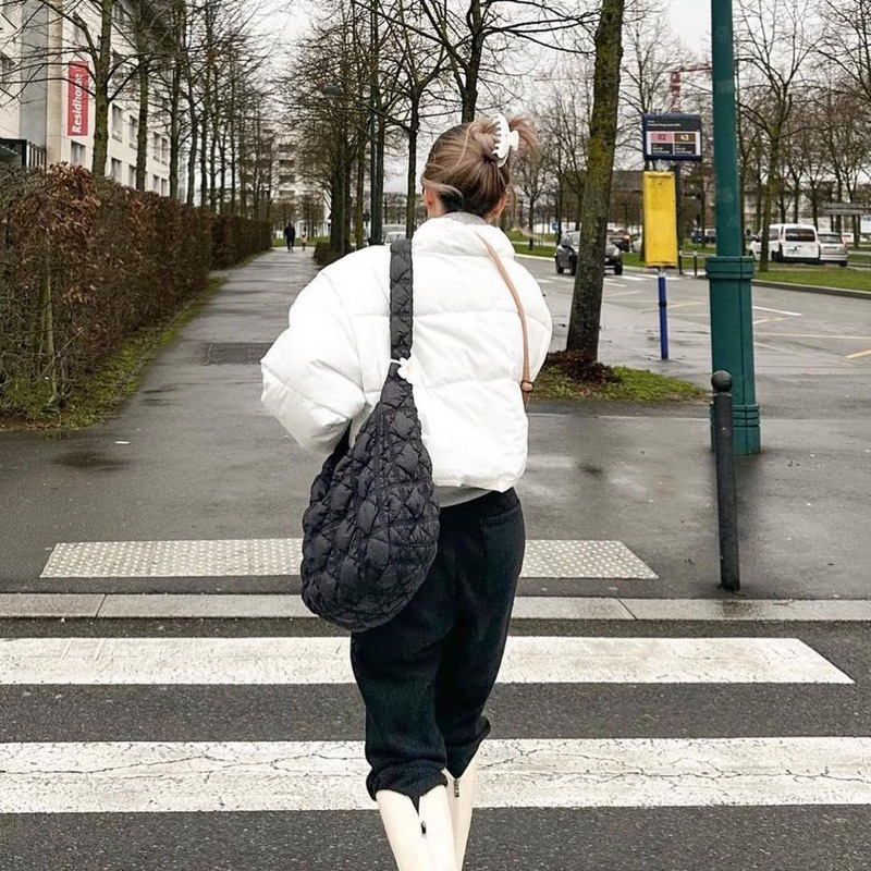 พร้อมส่ง Carlyn bag soft L ใบใหญ่จุของได้เยอะ ของเเท้ 100 - bubble ...