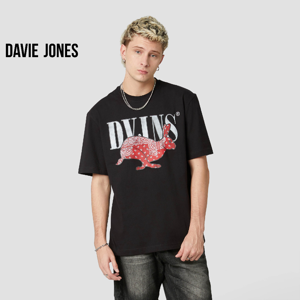 DAVIE JONES เสื้อยืดพิมพ์ลาย สีดำ Graphic Print T-Shirt in black ...