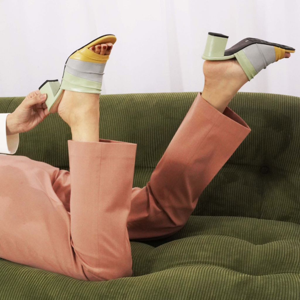 รองเท้าแม็กซี่ (MAXI SANDALS) J58008 - sensoth - ThaiPick